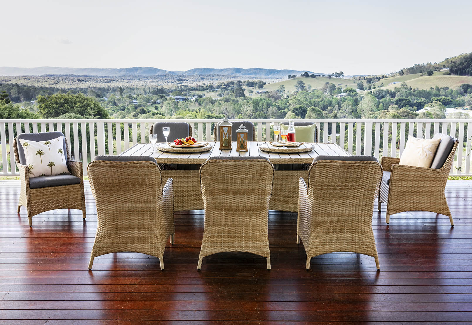 NATURAL LUAU 9 Piece Outdoor Dining Setting