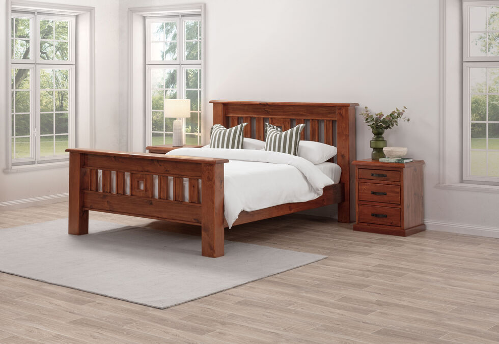 RUSTIC CALLAGHAN Queen Bed