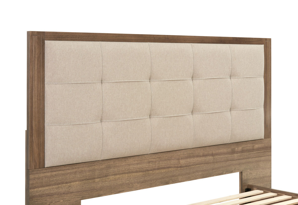 LIGHT OAK MATTEO Queen Bed