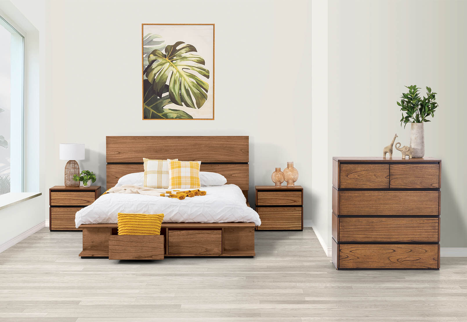 GOLDEN WALNUT MEDORA Queen Bed