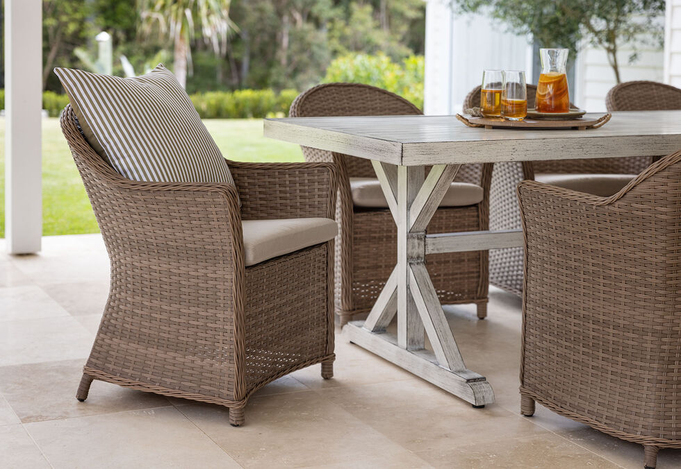 NATURAL MIAMI Outdoor Chair.