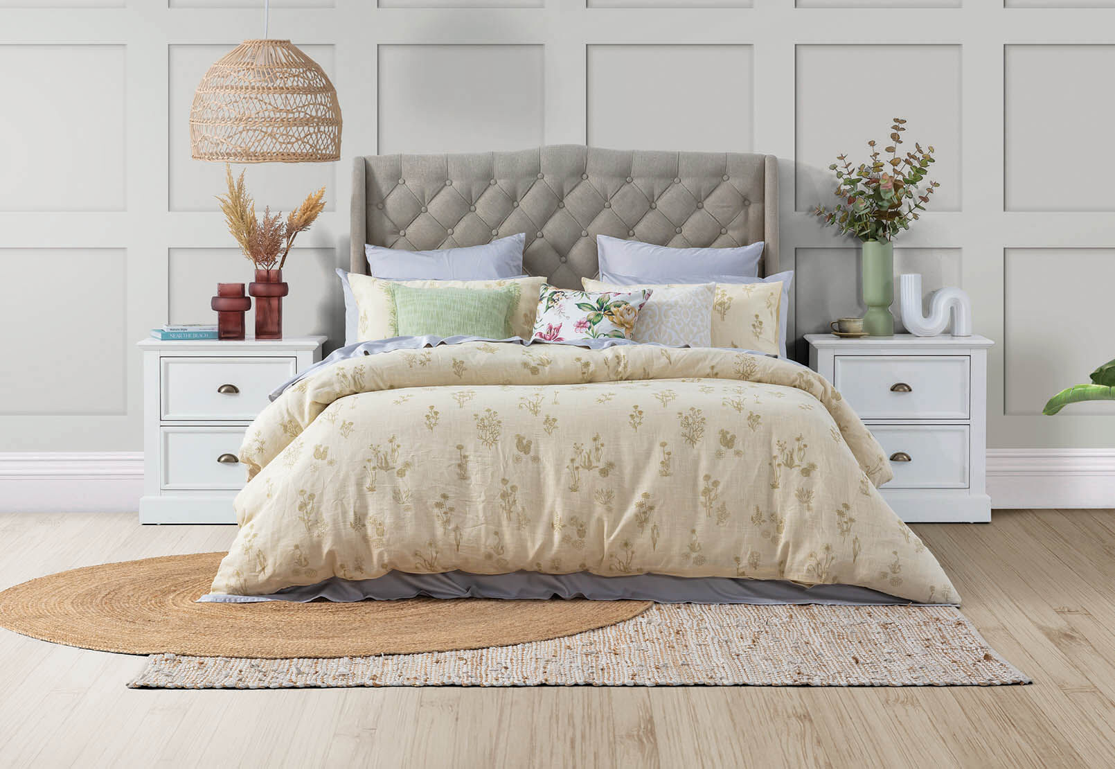NATURAL TRUDY Queen Bed Quilt Cover Set