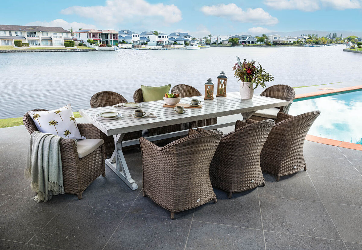 BRUSHED VINTAGE MIAMI 2600 Outdoor Table