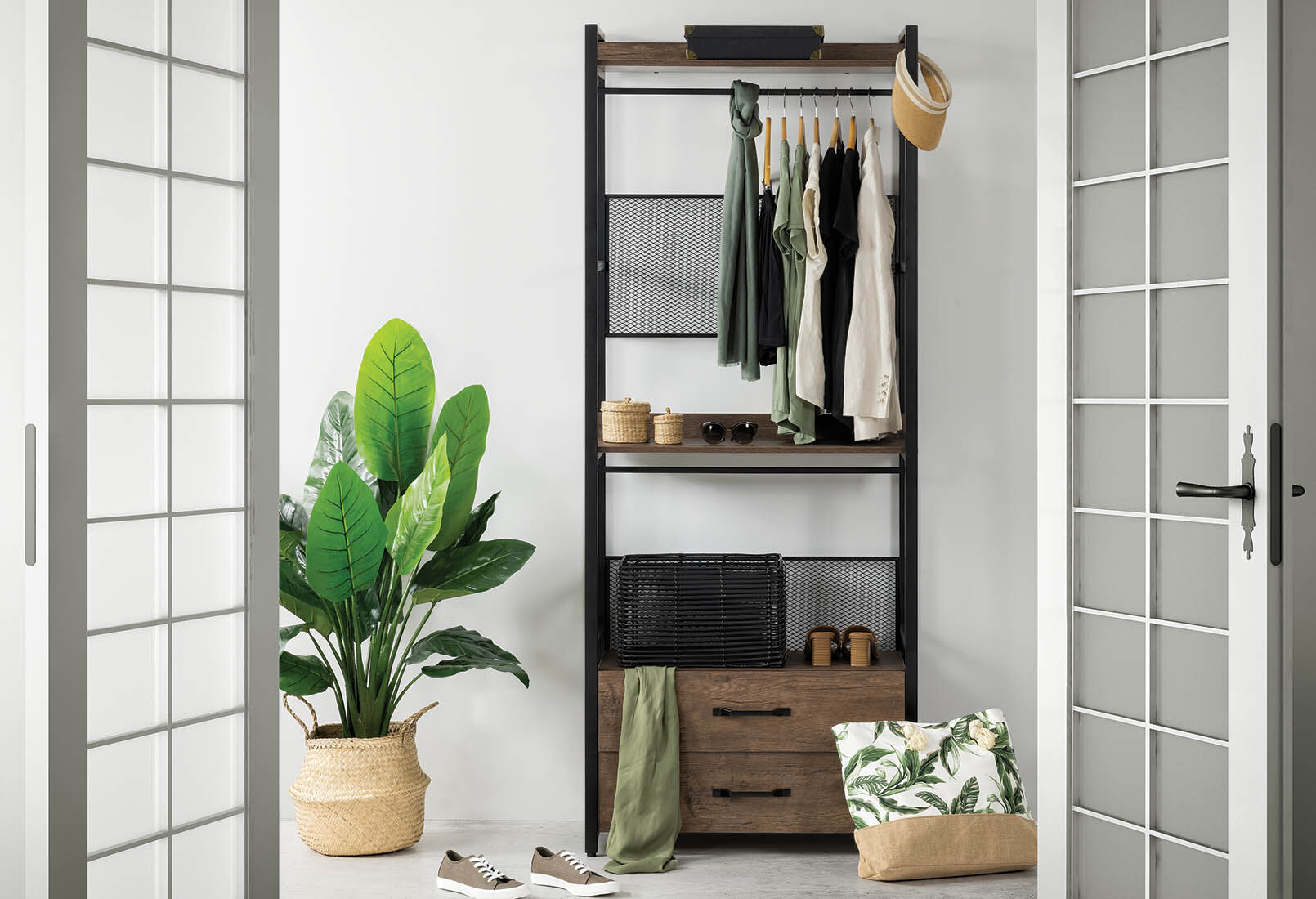 How To Make The Most Out Of A Small Wardrobe - Amart