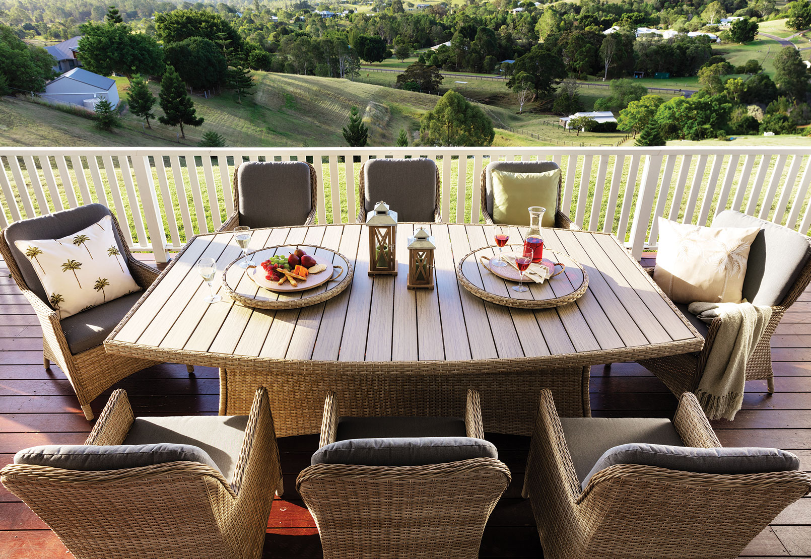 NATURAL LUAU 9 Piece Outdoor Dining Setting