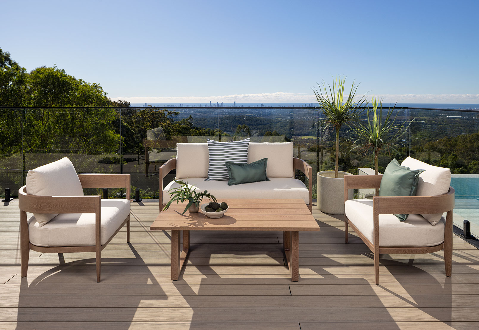 NATURAL SEMINYAK 4 Piece Outdoor Lounge Setting