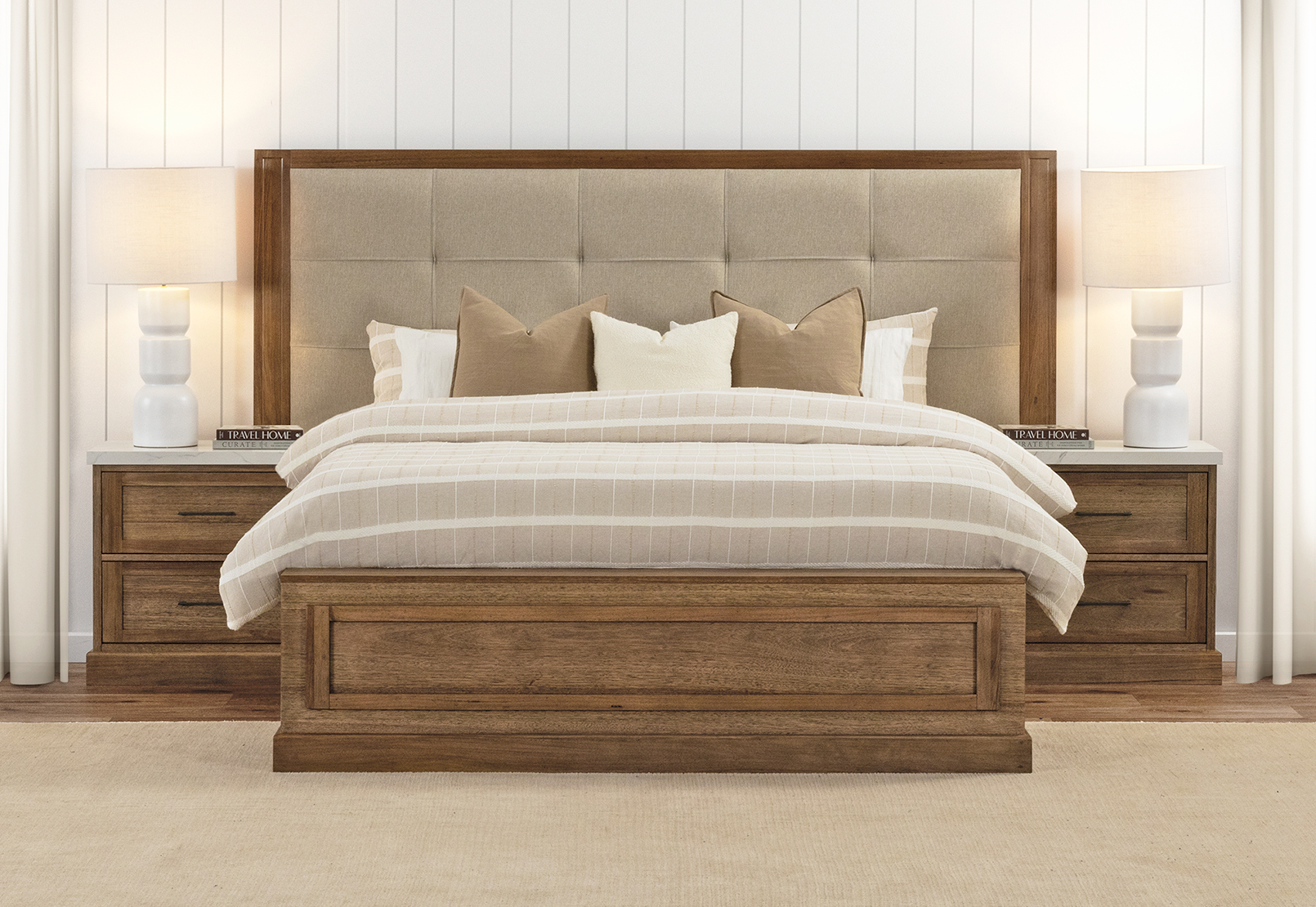 LIGHT OAK MATTEO Queen Bed