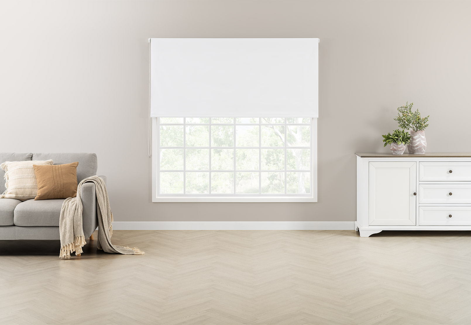 WHITE LOFT Block Out Roller Blind 210 x 210cm